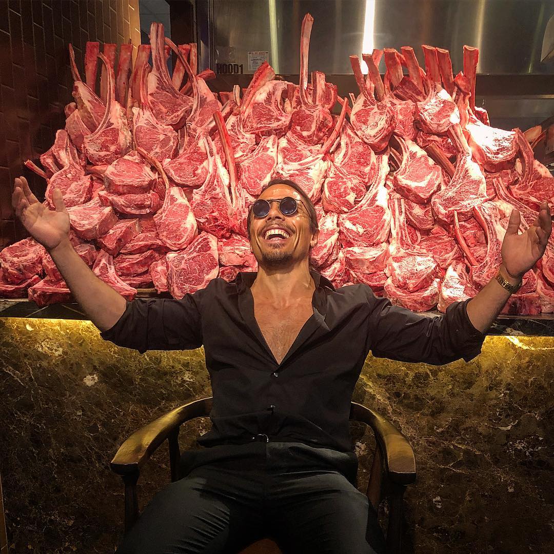 SALT BAE E QATAR 2022 - UN INVASIONE CHE COSTA CARO | OCW Sport